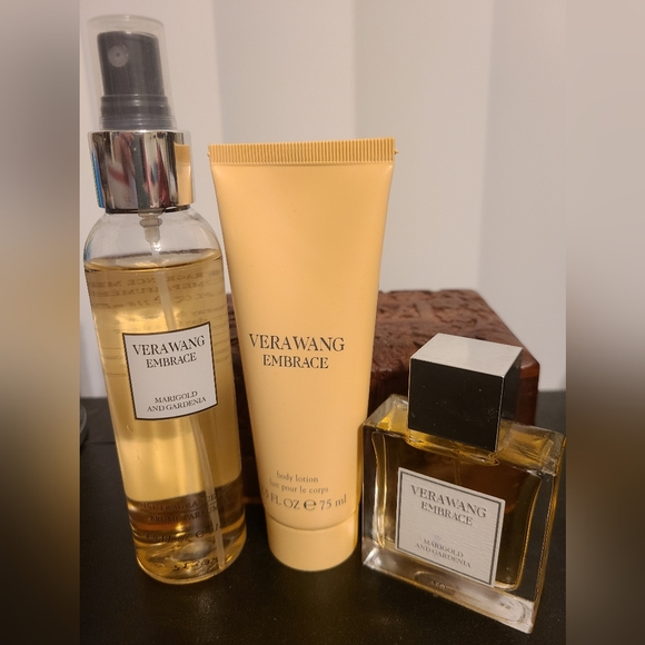 Vera Wang | Other | New Vera Wang Marigold Gardenia Perfumelotion Gift Set | Poshmark